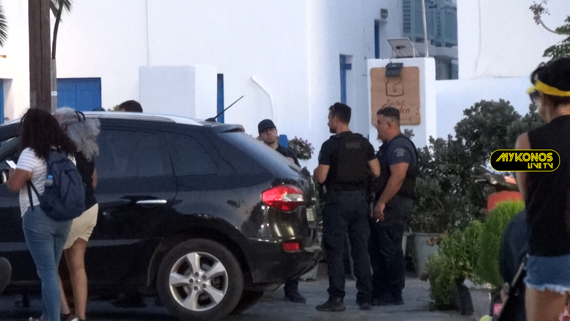 ΟΜΑΔΕΣ ΟΠΚΕ ΕΦΤΑΣΑΝ ΣΤΗΝ ΜΥΚΟΝΟ ΚΑΙ ΒΓΗΚΑΝ ΠΑΓΑΝΙΑ | Mykonos Live TV